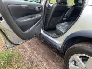 Pelēks Volvo XC70 2004 Tallina, ar dzinēja tilpumu 2.40 L un nobraukumu 240 tūkst. km par 5390 €, foto 13 vietnē AUTOMOTO.COM.LV