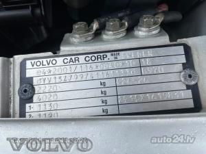 Pelēks Volvo XC70 2004 Tallina, ar dzinēja tilpumu 2.40 L un nobraukumu 240 tūkst. km par 5390 €, foto 23 vietnē AUTOMOTO.COM.LV