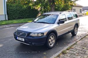 Pelēks Volvo XC70 2004 Paide, ar dzinēja tilpumu 2.40 L un nobraukumu 0 tūkst. km par 4450 €, foto 4 vietnē AUTOMOTO.COM.LV