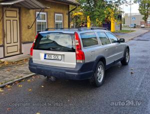 Pelēks Volvo XC70 2004 Paide, ar dzinēja tilpumu 2.40 L un nobraukumu 0 tūkst. km par 4450 €, foto 5 vietnē AUTOMOTO.COM.LV