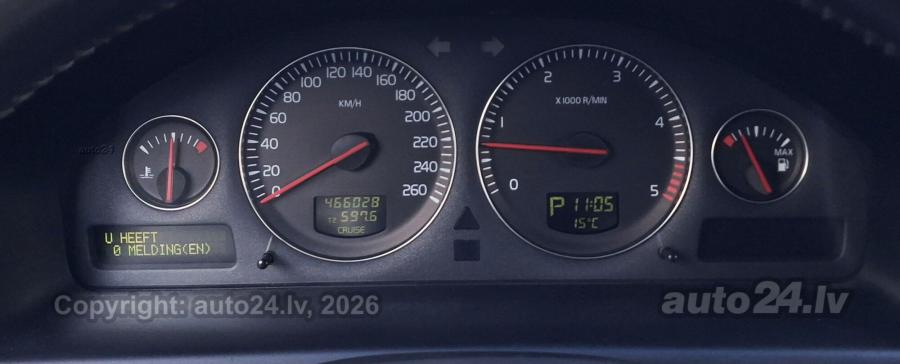 Pelēks Volvo XC70 2004 Paide, ar dzinēja tilpumu 2.40 L un nobraukumu 0 tūkst. km par 4450 €, foto 13 vietnē AUTOMOTO.COM.LV