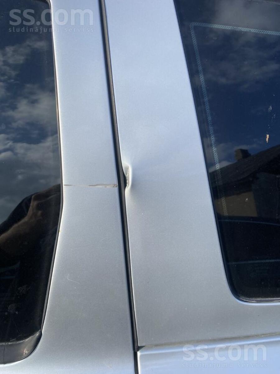 Pelēks Volvo XC70 2004 Liepāja, ar dzinēja tilpumu 2.40 L un nobraukumu 510 tūkst. km par 2050 €, foto 12 vietnē AUTOMOTO.COM.LV