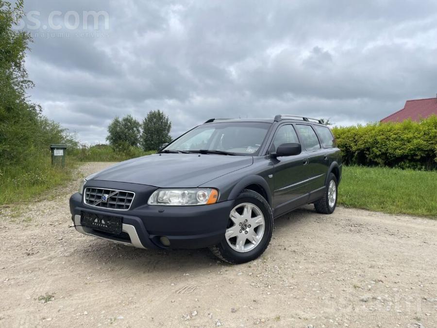 Grey Volvo XC70 2005 in Riga, with an engine capacity of 2.40 L and mileage of 0 thousand km for 4300 €, photo 3 on AUTOMOTO.COM.LV