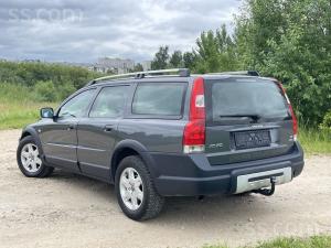 Grey Volvo XC70 2005 in Riga, with an engine capacity of 2.40 L and mileage of 0 thousand km for 4300 €, photo 9 on AUTOMOTO.COM.LV