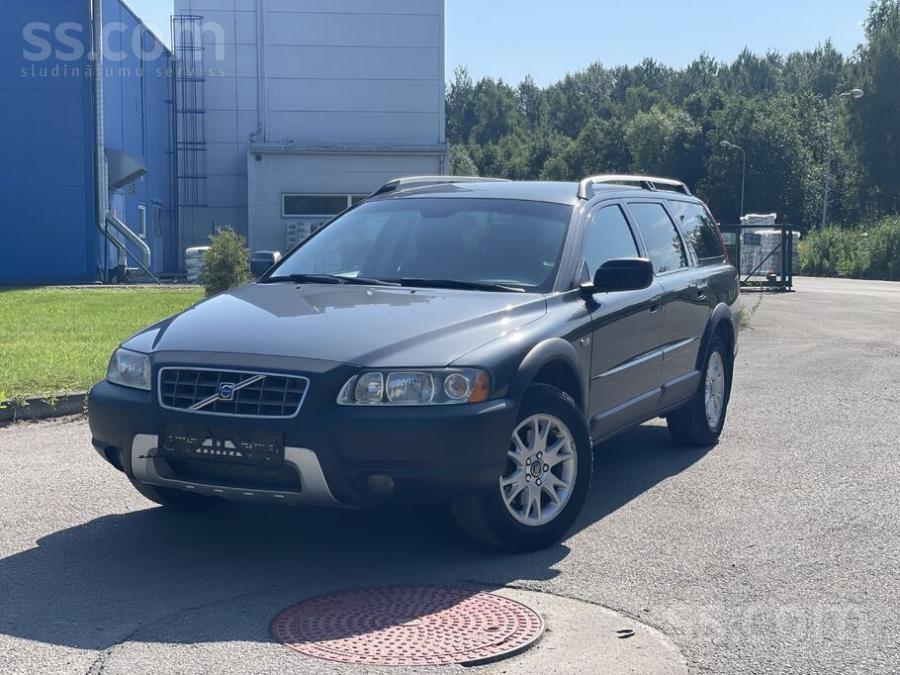 Pelēks Volvo XC70 2005 Rīga, ar dzinēja tilpumu 2.40 L un nobraukumu 0 tūkst. km par 4750 €, foto 2 vietnē AUTOMOTO.COM.LV