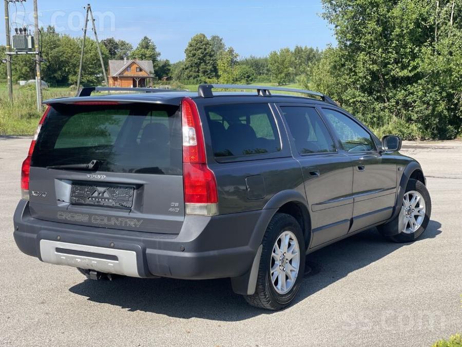 Pelēks Volvo XC70 2005 Rīga, ar dzinēja tilpumu 2.40 L un nobraukumu 0 tūkst. km par 4750 €, foto 3 vietnē AUTOMOTO.COM.LV