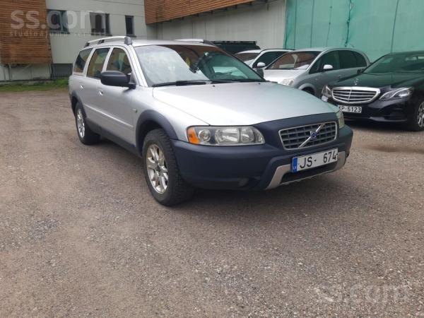 Pelēks Volvo XC70 2005 Daugavpils, ar dzinēja tilpumu 2.40 L un nobraukumu 0 tūkst. km par 2950 €, foto 6 vietnē AUTOMOTO.COM.LV