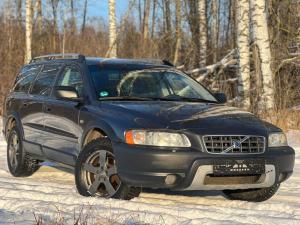 Grey Volvo XC70 2005 in Riga, with an engine capacity of 2.40 L and mileage of 328 thousand km for 4650 €, photo 2 on AUTOMOTO.COM.LV