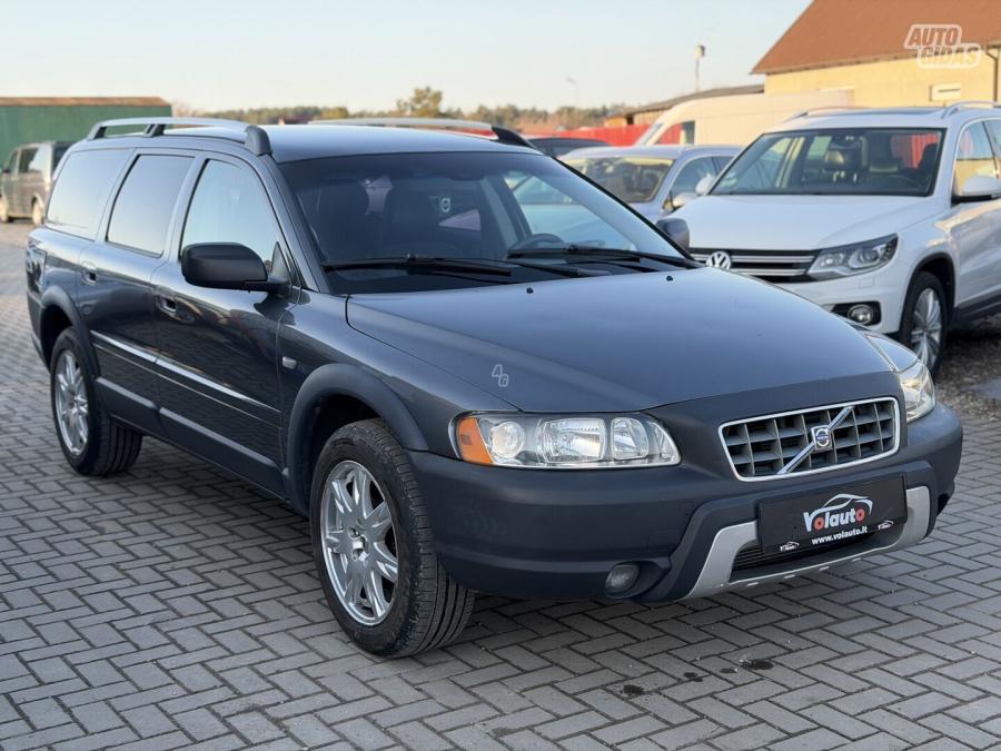Grey Volvo XC70 2005 in Vilnius, with an engine capacity of 2.40 L and mileage of 365 thousand km for 2500 €, photo 9 on AUTOMOTO.COM.LV