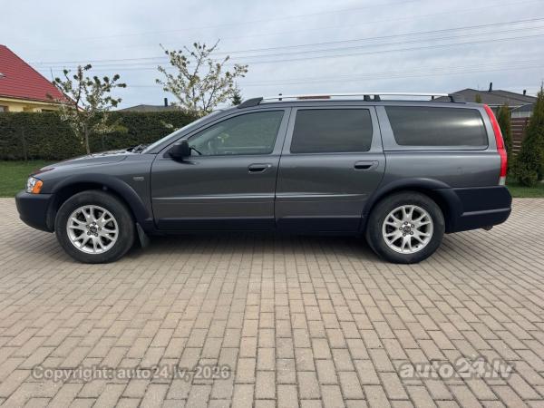 Серый Вольво ХС70 2005 в Тарту, объемом двигателя 2.40 л и пробегом 397 тыс. км за 3500 €, фото 5 на AUTOMOTO.COM.LV