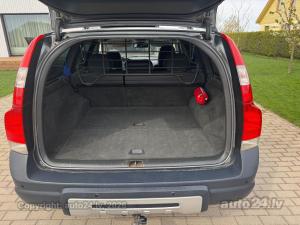 Pelēks Volvo XC70 2005 Tartu, ar dzinēja tilpumu 2.40 L un nobraukumu 397 tūkst. km par 3500 €, foto 10 vietnē AUTOMOTO.COM.LV