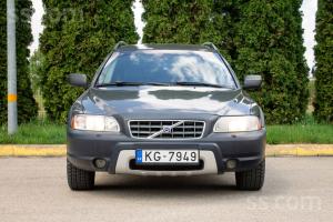 Grey Volvo XC70 2005 in Jelgava, with an engine capacity of 2.40 L and mileage of 353 thousand km for 2800 €, photo 3 on AUTOMOTO.COM.LV