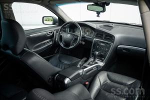 Grey Volvo XC70 2005 in Jelgava, with an engine capacity of 2.40 L and mileage of 353 thousand km for 2800 €, photo 10 on AUTOMOTO.COM.LV