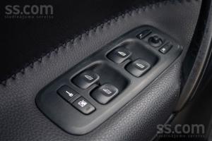 Grey Volvo XC70 2005 in Jelgava, with an engine capacity of 2.40 L and mileage of 353 thousand km for 2800 €, photo 21 on AUTOMOTO.COM.LV