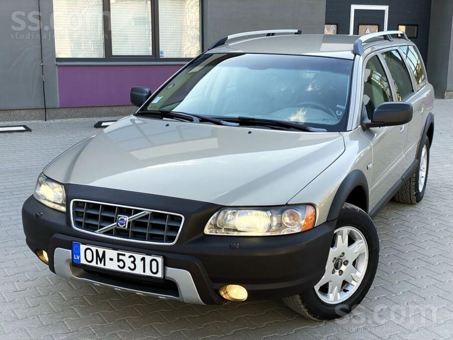 Серый Вольво ХС70 2005 в Рига, объемом двигателя 2.40 л и пробегом 332 тыс. км за 4500 €, фото 3 на AUTOMOTO.COM.LV