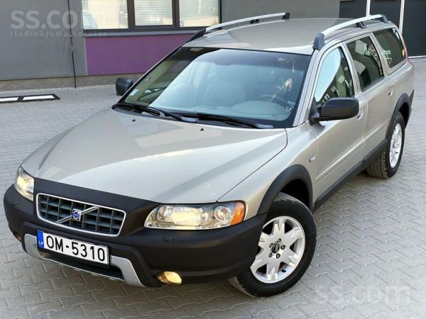 Grey Volvo XC70 2005 in Riga, with an engine capacity of 2.40 L and mileage of 332 thousand km for 4500 €, photo 4 on AUTOMOTO.COM.LV