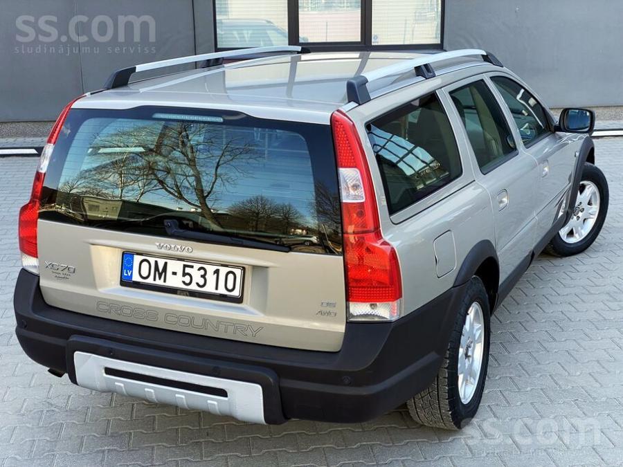 Серый Вольво ХС70 2005 в Рига, объемом двигателя 2.40 л и пробегом 332 тыс. км за 4500 €, фото 10 на AUTOMOTO.COM.LV