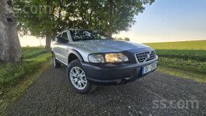 Pelēks Volvo XC70 2005 Talsi, ar dzinēja tilpumu 2.40 L un nobraukumu 485 tūkst. km par 3200 €, foto 4 vietnē AUTOMOTO.COM.LV