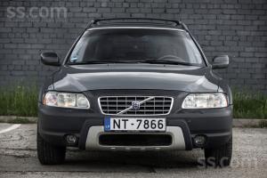 Grey Volvo XC70 2005 in Tukums, with an engine capacity of 2.40 L and mileage of 0 thousand km for 4200 €, photo 5 on AUTOMOTO.COM.LV