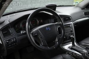 Grey Volvo XC70 2005 in Tukums, with an engine capacity of 2.40 L and mileage of 0 thousand km for 4200 €, photo 16 on AUTOMOTO.COM.LV