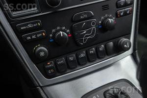 Grey Volvo XC70 2005 in Tukums, with an engine capacity of 2.40 L and mileage of 0 thousand km for 4200 €, photo 20 on AUTOMOTO.COM.LV