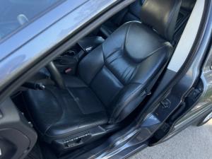 Grey Volvo XC70 2005 in Riga, with an engine capacity of 2.40 L and mileage of 274 thousand km for 4590 €, photo 19 on AUTOMOTO.COM.LV