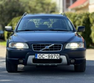 Grey Volvo XC70 2005 in Riga, with an engine capacity of 2.40 L and mileage of 274 thousand km for 4590 €, photo 25 on AUTOMOTO.COM.LV