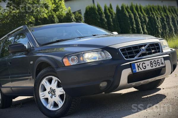 Pelēks Volvo XC70 2005 Jelgava, ar dzinēja tilpumu 2.40 L un nobraukumu 390 tūkst. km par 2950 €, foto 7 vietnē AUTOMOTO.COM.LV