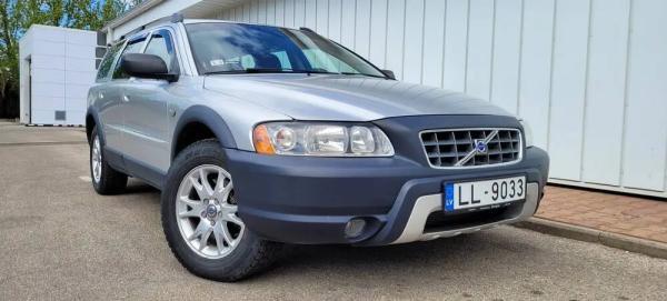Grey Volvo XC70 2005 in Riga, with an engine capacity of 2.40 L and mileage of 353 thousand km for 3990 €, photo 1 on AUTOMOTO.COM.LV