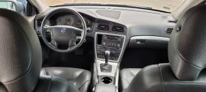 Pelēks Volvo XC70 2005 Rīga, ar dzinēja tilpumu 2.40 L un nobraukumu 353 tūkst. km par 3990 €, foto 12 vietnē AUTOMOTO.COM.LV