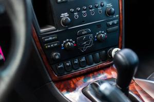 Pelēks Volvo XC70 2005 Rīga, ar dzinēja tilpumu 2.50 L un nobraukumu 260 tūkst. km par 5490 €, foto 30 vietnē AUTOMOTO.COM.LV