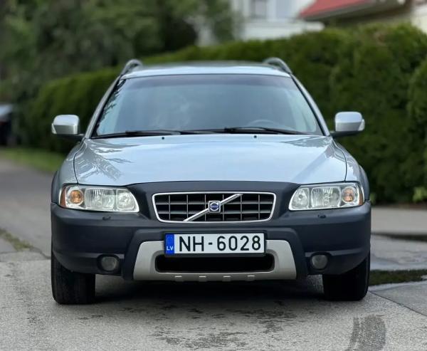 Pelēks Volvo XC70 2005 Jūrmala, ar dzinēja tilpumu 2.40 L un nobraukumu 450 tūkst. km par 3490 €, foto 5 vietnē AUTOMOTO.COM.LV