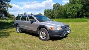 Pelēks Volvo XC70 2005 Rīga, ar dzinēja tilpumu 2.40 L un nobraukumu 283 tūkst. km par 3500 €, foto 3 vietnē AUTOMOTO.COM.LV