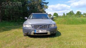 Pelēks Volvo XC70 2005 Rīga, ar dzinēja tilpumu 2.40 L un nobraukumu 283 tūkst. km par 3500 €, foto 4 vietnē AUTOMOTO.COM.LV