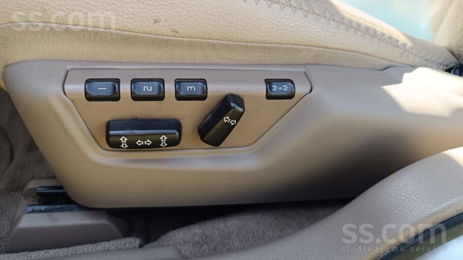 Pelēks Volvo XC70 2005 Rīga, ar dzinēja tilpumu 2.40 L un nobraukumu 283 tūkst. km par 3500 €, foto 9 vietnē AUTOMOTO.COM.LV