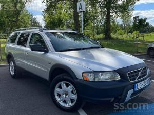 Pelēks Volvo XC70 2005 Rīga, ar dzinēja tilpumu 2.40 L un nobraukumu 445 tūkst. km par 3450 €, foto  vietnē AUTOMOTO.COM.LV