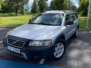 Серый Вольво ХС70 2005 в Рига, объемом двигателя 2.40 л и пробегом 445 тыс. км за 3450 €, фото 9 на AUTOMOTO.COM.LV