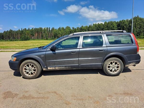 Pelēks Volvo XC70 2005 Rīga, ar dzinēja tilpumu 2.40 L un nobraukumu 306 tūkst. km par 2850 €, foto 2 vietnē AUTOMOTO.COM.LV