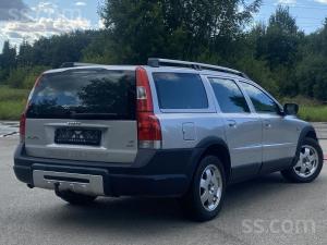 Pelēks Volvo XC70 2005 Rīga, ar dzinēja tilpumu 2.40 L un nobraukumu 349 tūkst. km par 4350 €, foto 9 vietnē AUTOMOTO.COM.LV