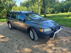 Pelēks Volvo XC70 2005 Balvi, ar dzinēja tilpumu 2.40 L un nobraukumu 401 tūkst. km par 3300 €, foto 6 vietnē AUTOMOTO.COM.LV