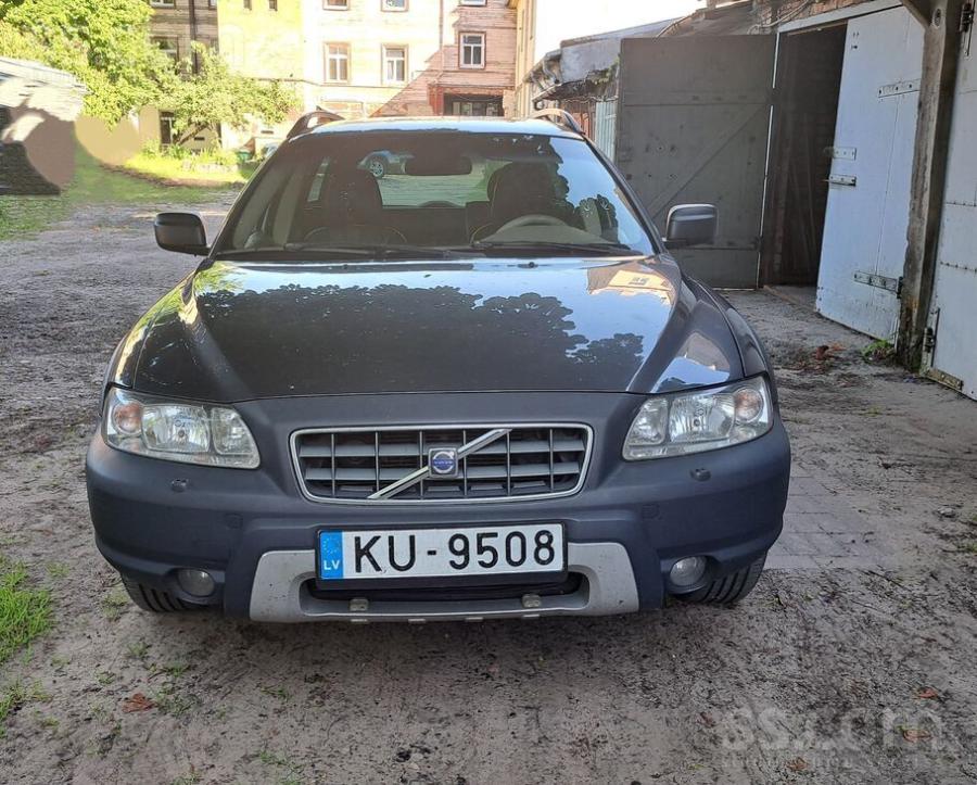 Pelēks Volvo XC70 2005 Rīga, ar dzinēja tilpumu 2.40 L un nobraukumu 435 tūkst. km par 3100 €, foto 4 vietnē AUTOMOTO.COM.LV