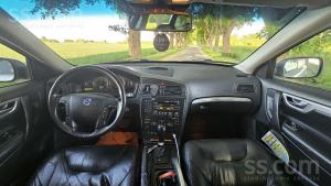 Grey Volvo XC70 2005 in Talsi, with an engine capacity of 2.40 L and mileage of 492 thousand km for 3350 €, photo 7 on AUTOMOTO.COM.LV