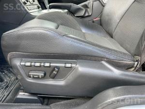 Pelēks Volvo XC70 2005 Ogre, ar dzinēja tilpumu 2.40 L un nobraukumu 318 tūkst. km par 2499 €, foto 20 vietnē AUTOMOTO.COM.LV
