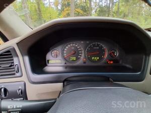Серый Вольво ХС70 2005 в Добеле, объемом двигателя 2.50 л и пробегом 427 тыс. км за 1400 €, фото 13 на AUTOMOTO.COM.LV