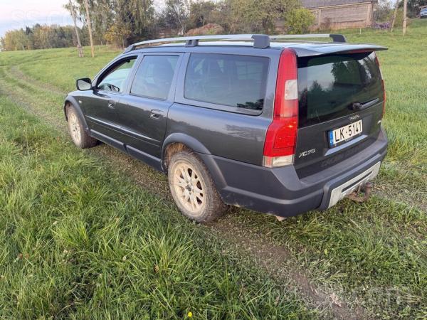Pelēks Volvo XC70 2005 Rēzekne, ar dzinēja tilpumu 2.40 L un nobraukumu 405 tūkst. km par 3400 €, foto 8 vietnē AUTOMOTO.COM.LV