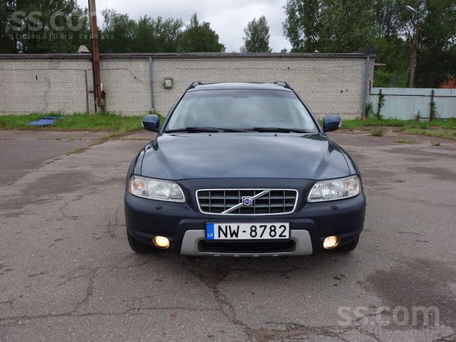 Pelēks Volvo XC70 2006 Rīga, ar dzinēja tilpumu 2.40 L un nobraukumu 0 tūkst. km par 4450 €, foto 3 vietnē AUTOMOTO.COM.LV