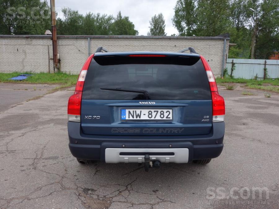 Pelēks Volvo XC70 2006 Rīga, ar dzinēja tilpumu 2.40 L un nobraukumu 0 tūkst. km par 4450 €, foto 4 vietnē AUTOMOTO.COM.LV