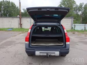 Pelēks Volvo XC70 2006 Rīga, ar dzinēja tilpumu 2.40 L un nobraukumu 0 tūkst. km par 4450 €, foto 21 vietnē AUTOMOTO.COM.LV