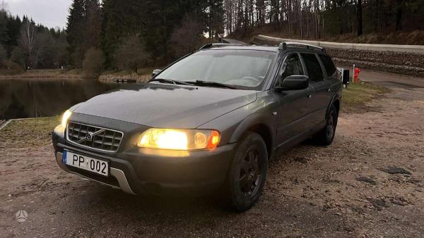 Grey Volvo XC70 2006 in Vilnius, with an engine capacity of 2.40 L and mileage of 408 thousand km for 1900 €, photo 7 on AUTOMOTO.COM.LV