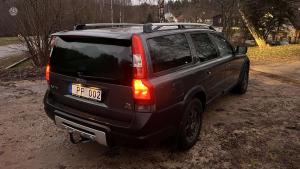 Grey Volvo XC70 2006 in Vilnius, with an engine capacity of 2.40 L and mileage of 408 thousand km for 1900 €, photo 15 on AUTOMOTO.COM.LV